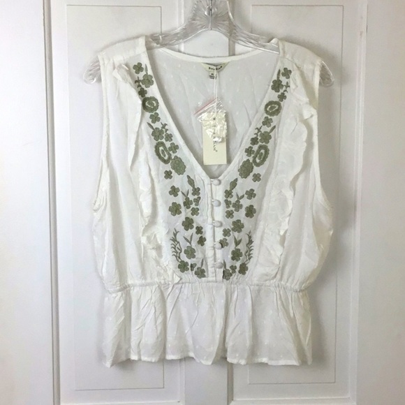 Sim & Sam | Tops | White And Sage Green Embroidered Top Sleeveless Xl ...